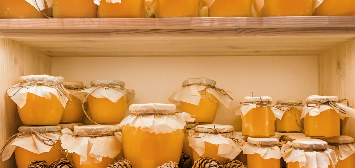 7 Surprising Benefits of Local Honey